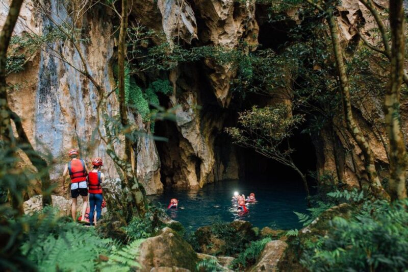 Abandoned Valley Adventure - E Cave & Golden Cave - 1D - What Make This Tour Stand Out?