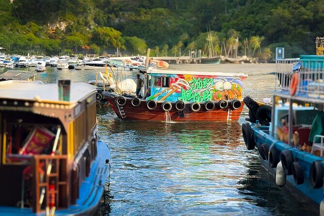 Aberdeen Food Tour | Private Sampan w/Noodles & Floating Kitchen - Authentic Tastes and Cultural Touches