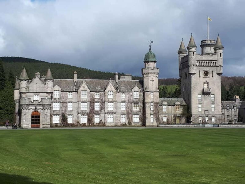 Aberdeen: Highland Heritage, Balmoral and Tartan Day Tour - Balmoral Castle: The Crown Jewel