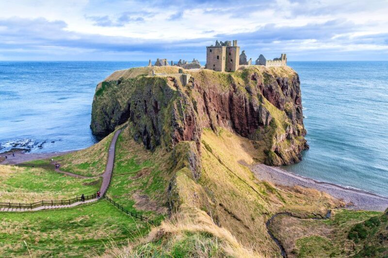 Aberdeenshire: Private Half Day Castle & Historic Areas Tour - Key Points