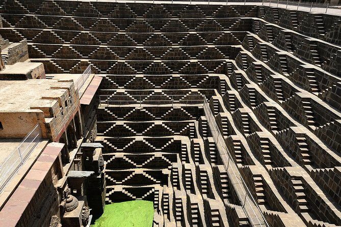 Abhaneri & Fatehpur Sikri Tour From Jaipur with Agra Drop - Details That Matter