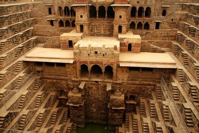 Abhaneri & Fatehpur Sikri Tour From Jaipur with Agra Drop - Who Will Appreciate This Tour?