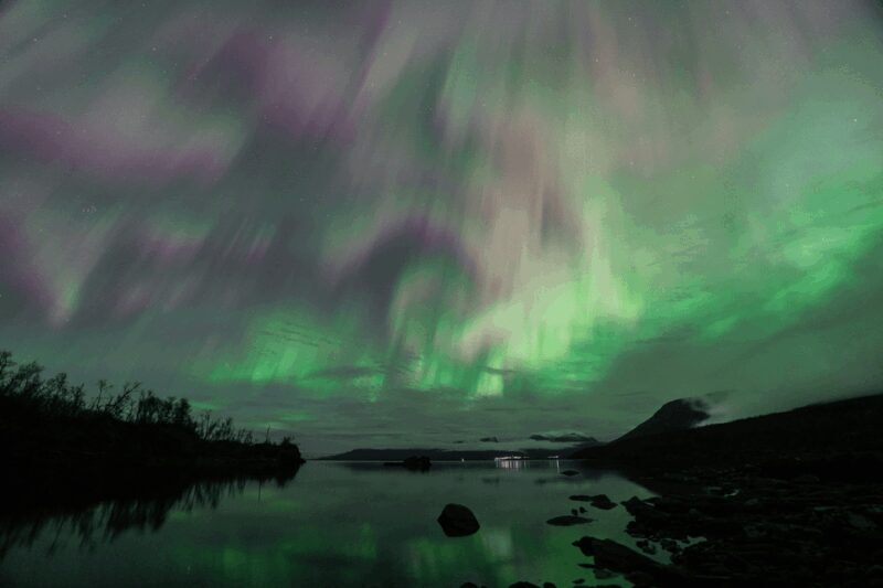 Abisko: Guided Autumn Aurora Chase with Hotel Transfers - Authentic Feedback from Travelers