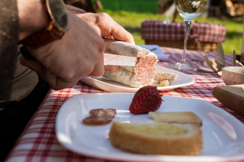 Abruzzo: Country Picnic in an Olive Grove at a Winery - FAQ