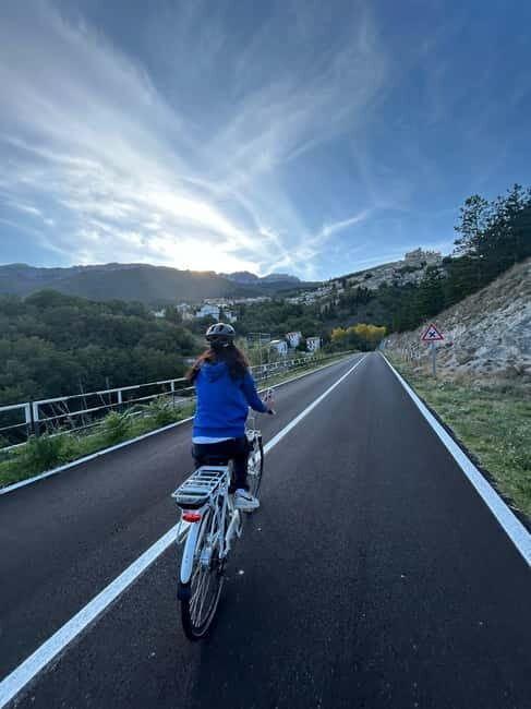 Abruzzo: Incredible e-bike adventures admiring the 4 medieval towers - FAQ