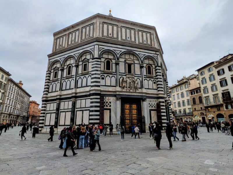 Accademia, Cathedral, Crypt and Baptistery Guided Tour - FAQs
