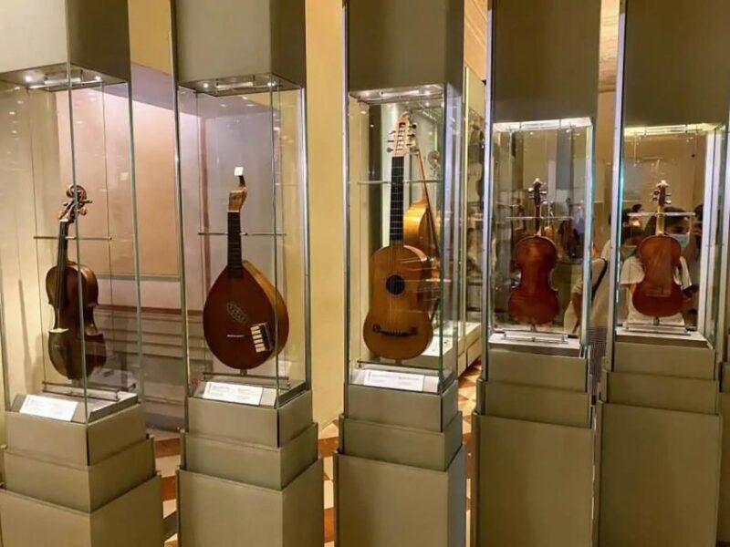 Accademia Florence Unveiled: Prisoners & Renaissance Art - An Introduction to Florence’s Most Famous Art Destination