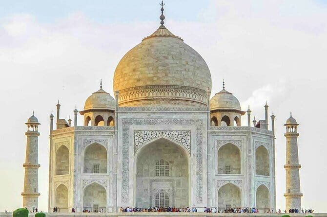 Access to the Taj Mahal skipping the Queue - Taj Mahal Tickets - Overview of the Tour Experience