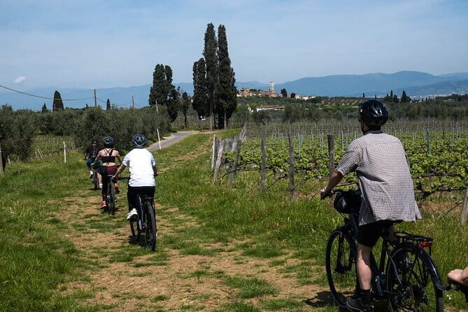 Active Full Day Tuscan Bike Tour With Wine Tasting and Lunch - A Closer Look at the Experience
