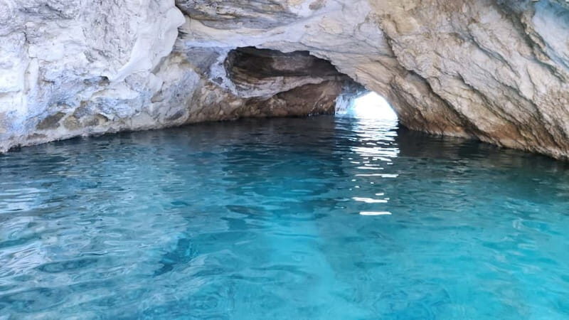 Adamantas: Kleftiko Sailing Cruise with Meal and Swim Stops - Who Will Love This Tour?