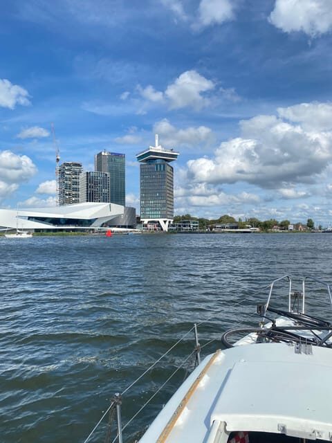 Adamboat: Cozy City Centre Cruise - Key Points