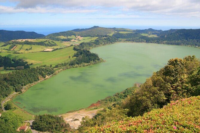 Adapted Van tour - Furnas (Full day) - Exploring the Adapted Van Tour to Furnas: A Full-Day Adventure