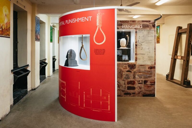 Adelaide: Ghosts, Dark Secrets and Paranormal Hunt Gaol Tour - Pros and Cons: Balancing the Experience