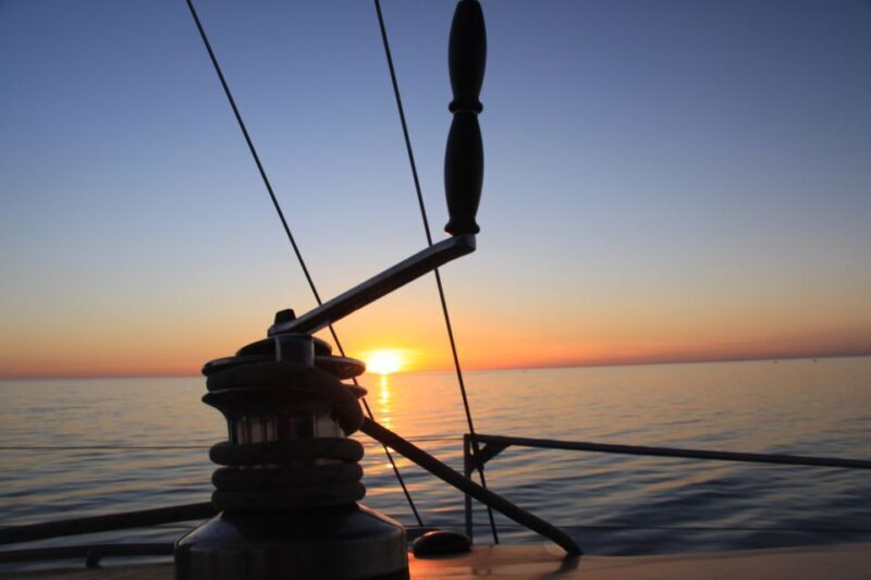 Adelaide: Glenelg Twilight Catamaran Cruise with Drink - FAQs: Practical Questions Answered
