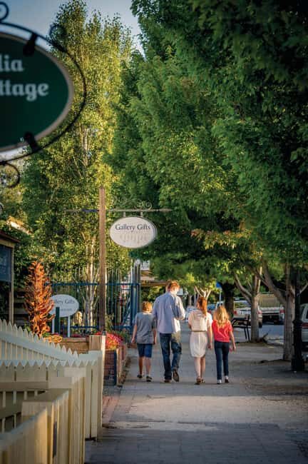 Adelaide Hills and Hahndorf Hop-On-Hop-Off Tour - Exploring the Details: What the Tour Offers