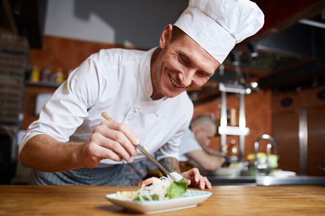 Adelaide Hills Luxury Villa & Wine Tour Package - Key Points