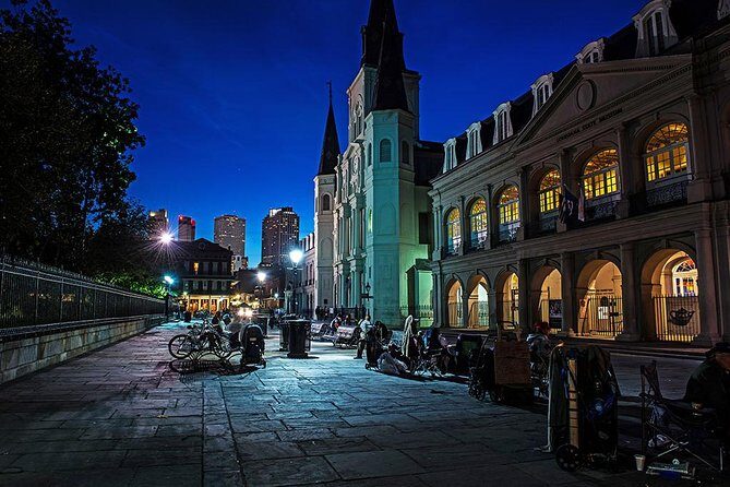 Adults Only Haunted Pub Crawl in New Orleans - The Experience in Detail