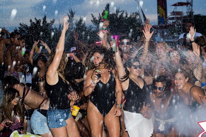 Adults only Hip Hop Sessions Boat Party Cancun - Why This Boat Party Stands Out