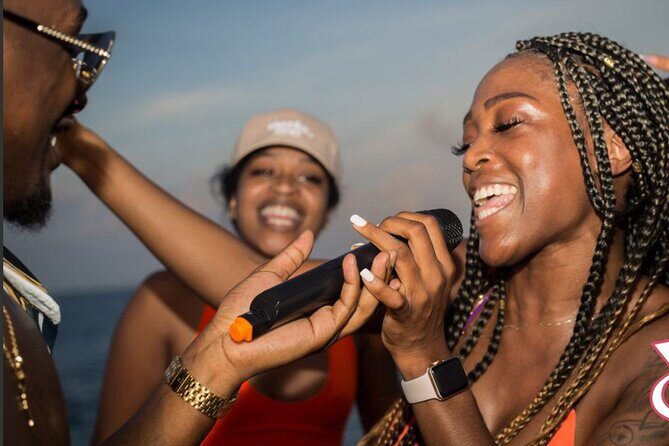 Adults only Hip Hop Sessions Boat Party Cancun - The Sum Up