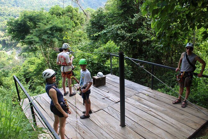 Adventure DE Ziplines and Exotic Gardens EN Huatulco - The Sum Up