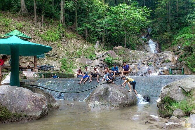 Adventure & Dine in the River with Locals - Why This Tour Works Well