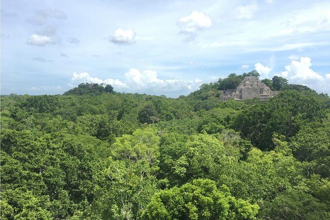 Adventure in Calakmul departing from Campeche - Key Points