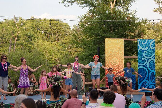 Adventure Luau - Polynesian Dinner Show - Arrival and Setting
