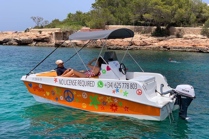 Adventurecat Full day tour - Boat Rental - No license required - Key Points