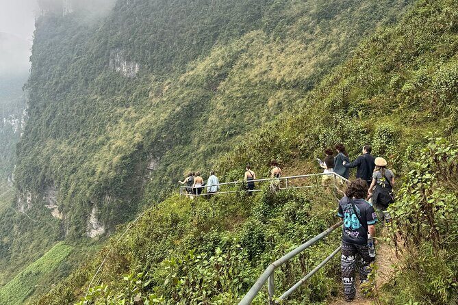 Adventurous Ha Giang loop: camping, trekking, kayaking - FAQs