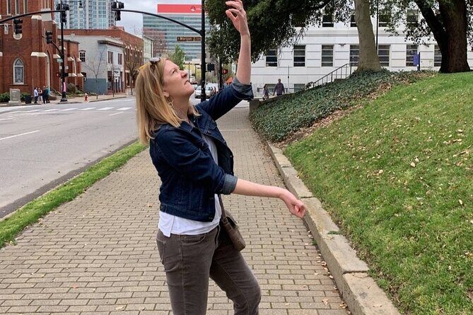 Adventurous Scavenger Hunt in Lincoln by 3Quest Challenge - The Sum Up