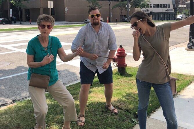 Adventurous Scavenger Hunt in Santa Clara by Zombie Scavengers - Key Points
