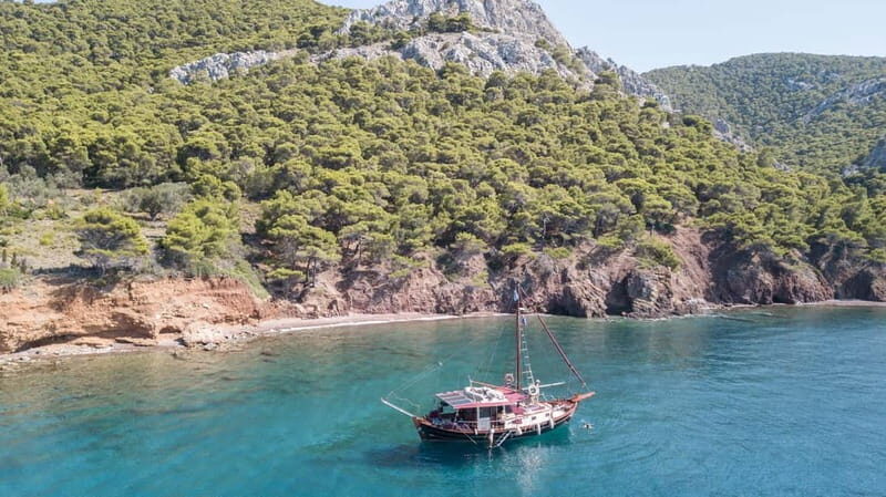 Aegina & Moni: Private Day Cruise - Key Points