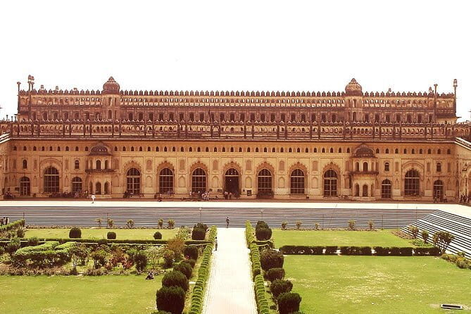 Affordable transfer from Agra to Lucknow - The Details of Your Agra to Lucknow Transfer