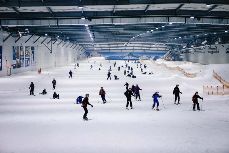 After-work ticket from 5 p.m.  Snow World Bispingen - A Practical Look at Snow World Bispingens After-Work Ticket