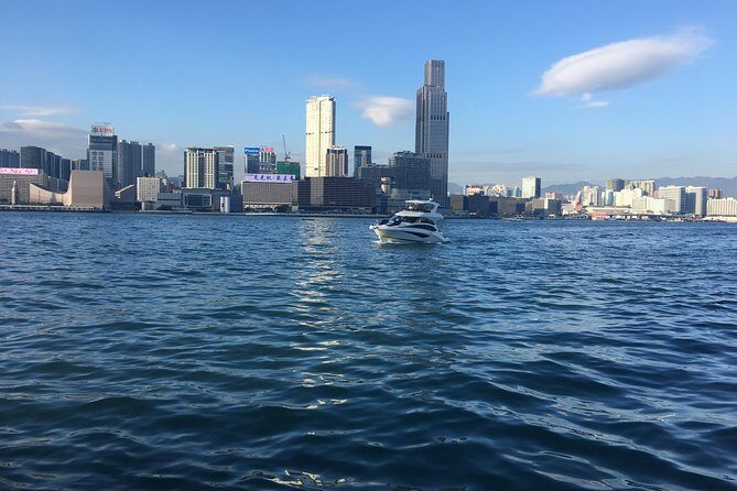 Afternoon City Coach Tour Plus Dinner Cruise with Hotel Pickup in Hong Kong Island - The Itinerary: What You Can Expect