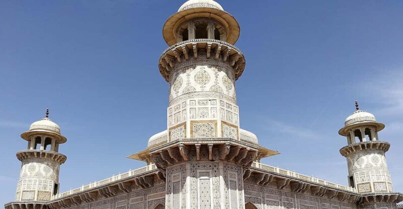 Agra: Agra fort express entry tickets - Guided Tour and Expert Insights