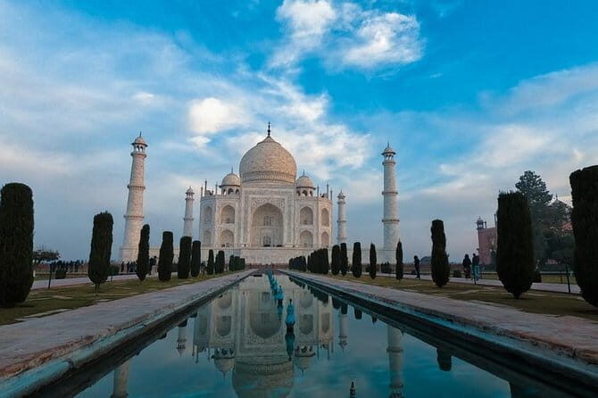 Agra day tour by Gatimaan Express -TAJ & FORT - The Experience: What to Expect