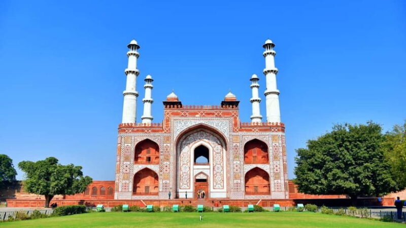 Agra: Day Tour to Tomb of Akbar, Baby Taj, Mehtab and more - Key Points