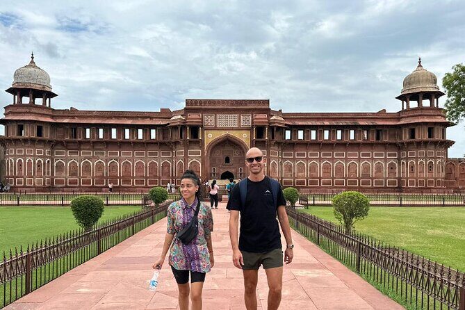 Agra Day Trip from Delhi with Transport - Exploring the Taj Mahal: A Marvel of Love and Architecture