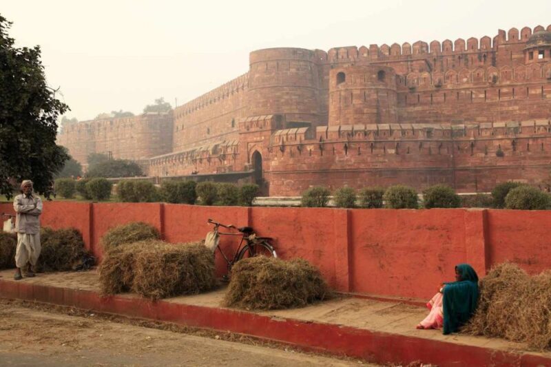 Agra Fort Express visits with english speaking guide - Key Points