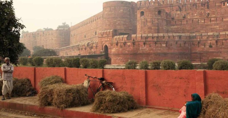 Agra Fort Express visits with english speaking guide - An Introduction to Agra Fort Guided Tour
