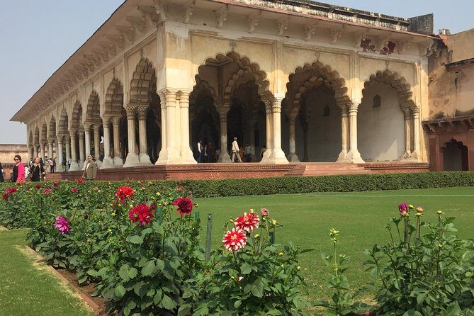 Agra Guiding Tour by Car from Agra Hotel/Airport/Train Station. - In-Depth Look at the Tour Experience