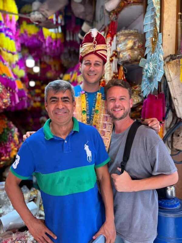 Agra: Heritage Walking Tour & Street Food Tasting & Tuk-tuk - An Authentic 2-Hour Journey Through Old Agra