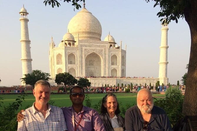 Agra Icons: Taj Mahal, Agra Fort, Baby Taj, and Shopping - A Practical Look at the Agra Icons Tour: Taj Mahal, Agra Fort, Baby Taj, and Shopping
