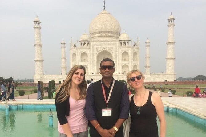 Agra Icons: Taj Mahal, Agra Fort, Baby Taj, and Shopping - Key Points