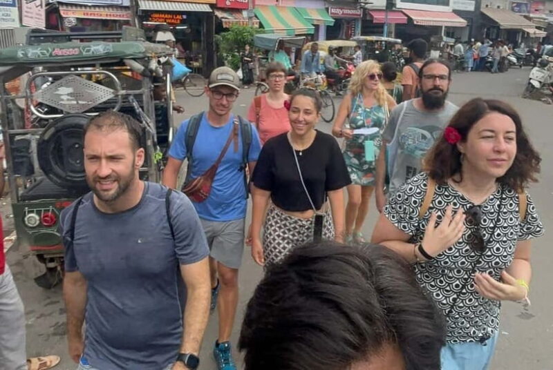 Agra Local Heritage Walking Tour with Hotel Pick-Up - 4 Hour - Jama Masjid: An Architectural Marvel