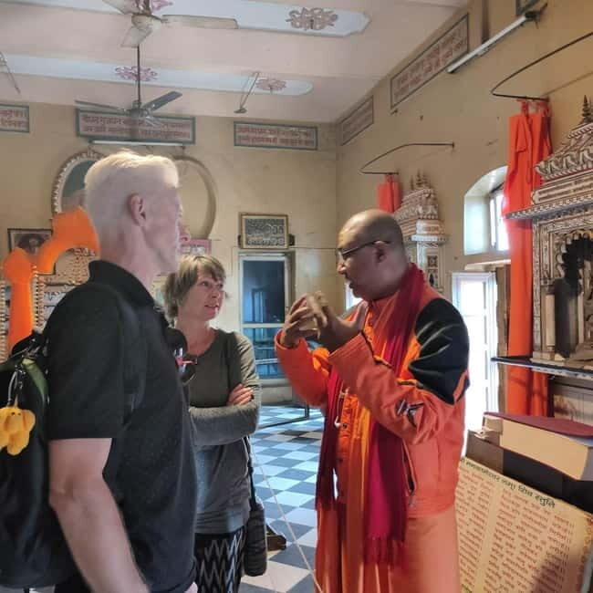 Agra: Old City Walk with Food Tasting - Who Is This Tour For?
