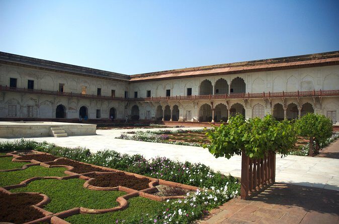 Agra Overnight Tour by Car from Delhi - The Itinerary in Detail