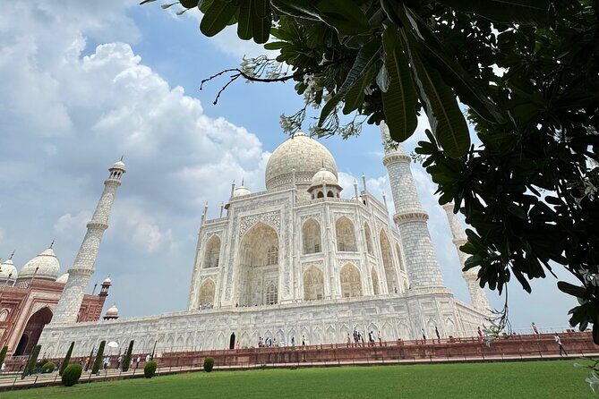 Agra Private Day Tour with Guide and Transportation - Frequently Asked Questions