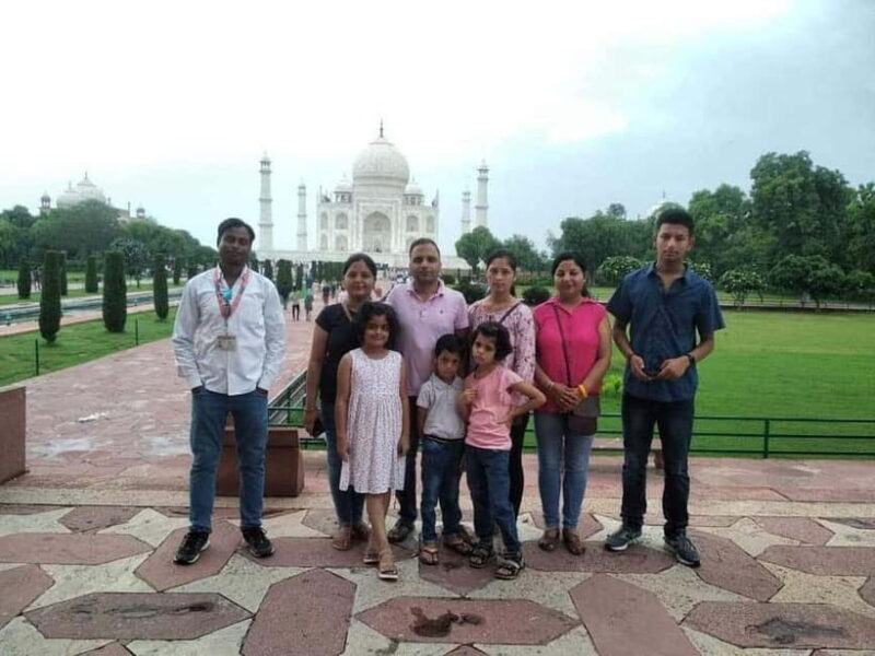 Agra Sightseeing Tour Day Trip With Tuk Tuk & Tour Guide - Key Points